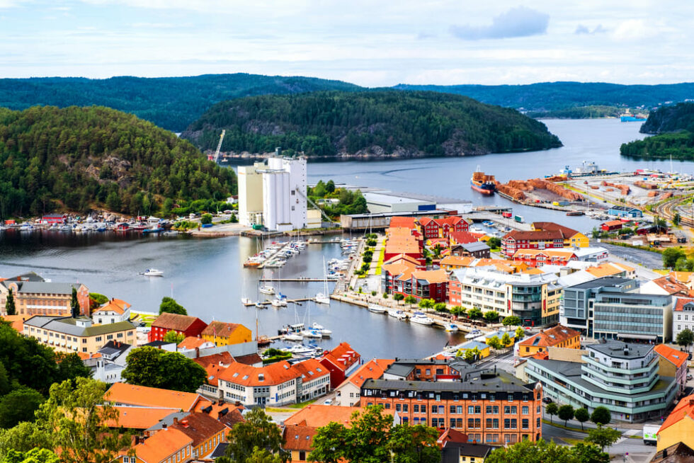 Halden - All Onboard